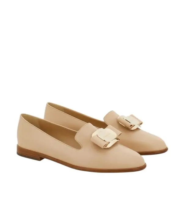 FERRAGAMO Vara Plate Loafer