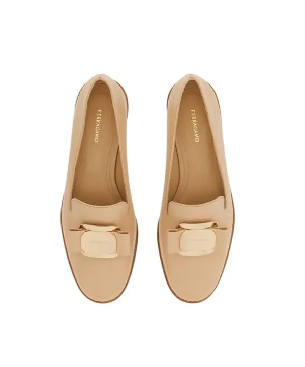 FERRAGAMO Vara Plate Loafer