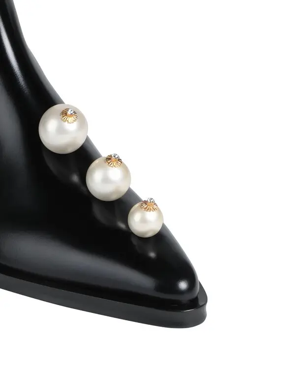 Dolce & Gabbana Minimalist Cowhide Slippers