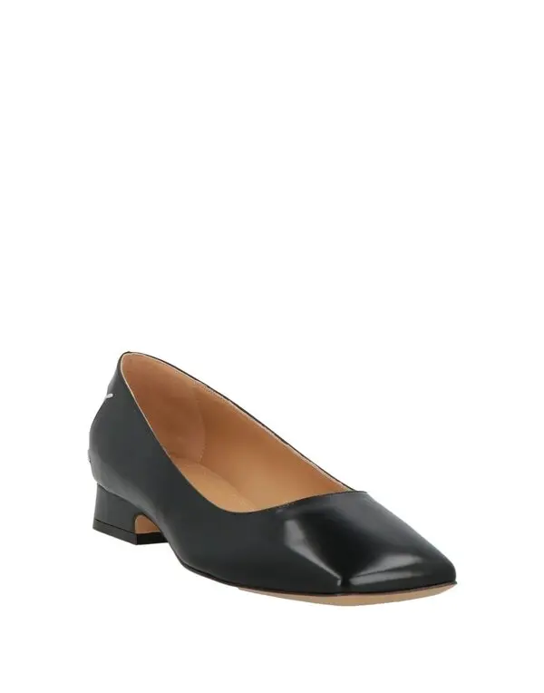 MAISON MARGIELA Shiny Leather Square-toe Flats