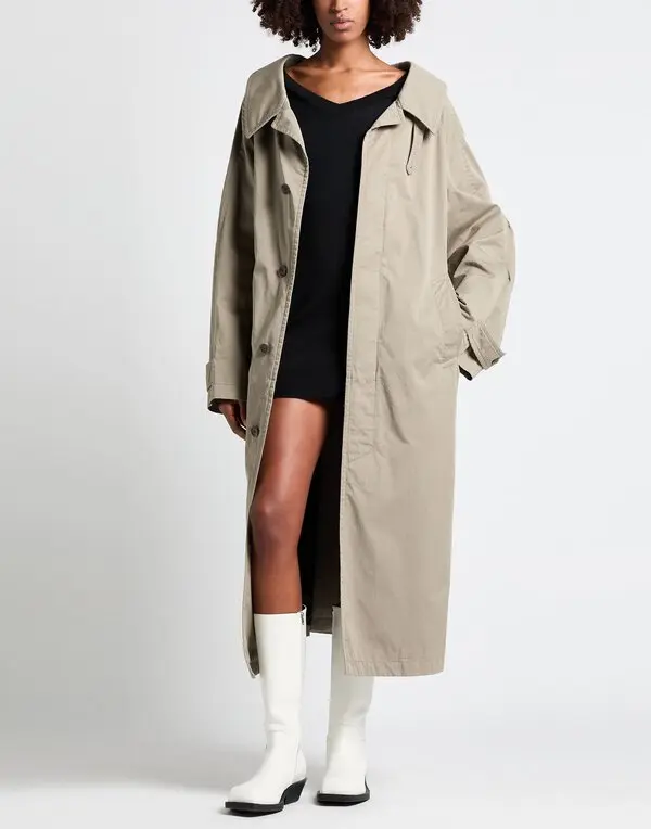 Balenciaga A Simple And Long Coat