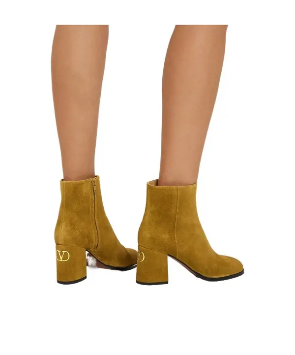 Valentino Garavani Casual Solid Color Ankle Boots