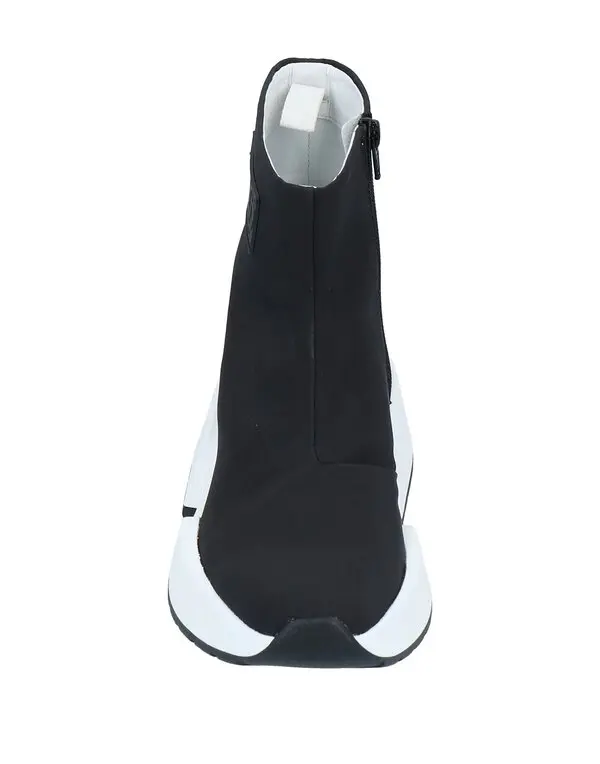 MAISON MARGIELA Solid Color Sock Sneakers