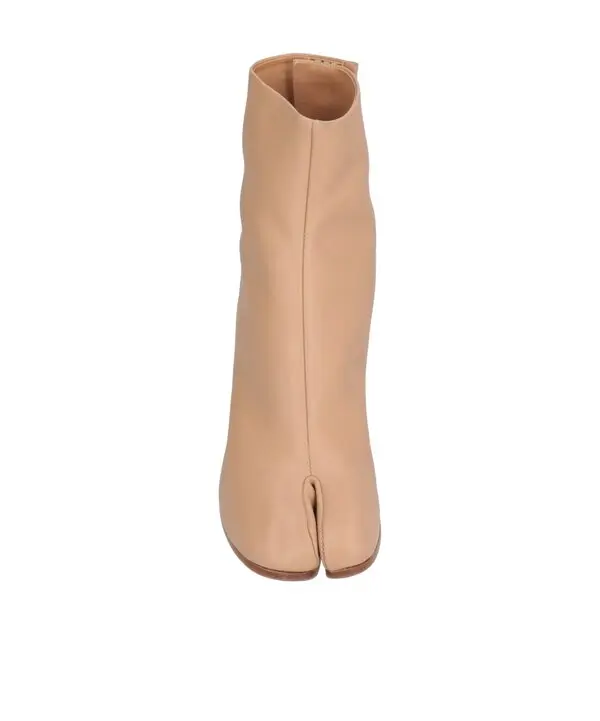 MAISON MARGIELA Round Toe Leather Ankle Boots