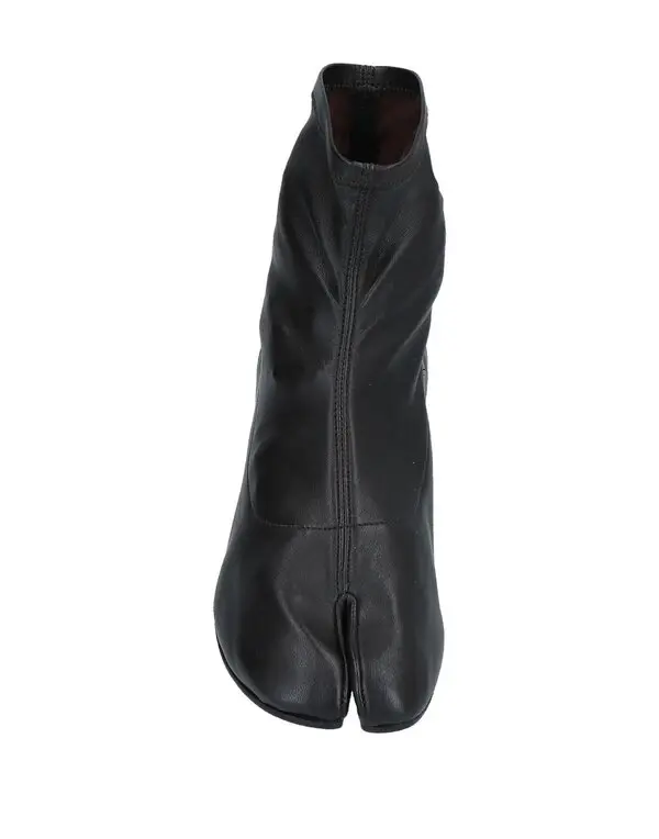 MAISON MARGIELA Minimalist Solid Color Ankle Boots