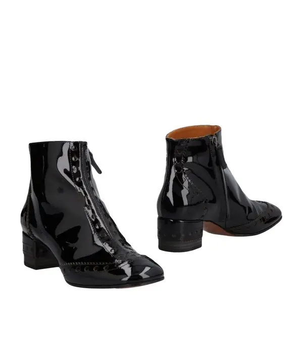 Chloé Solid-color Patent Leather Ankle Boots