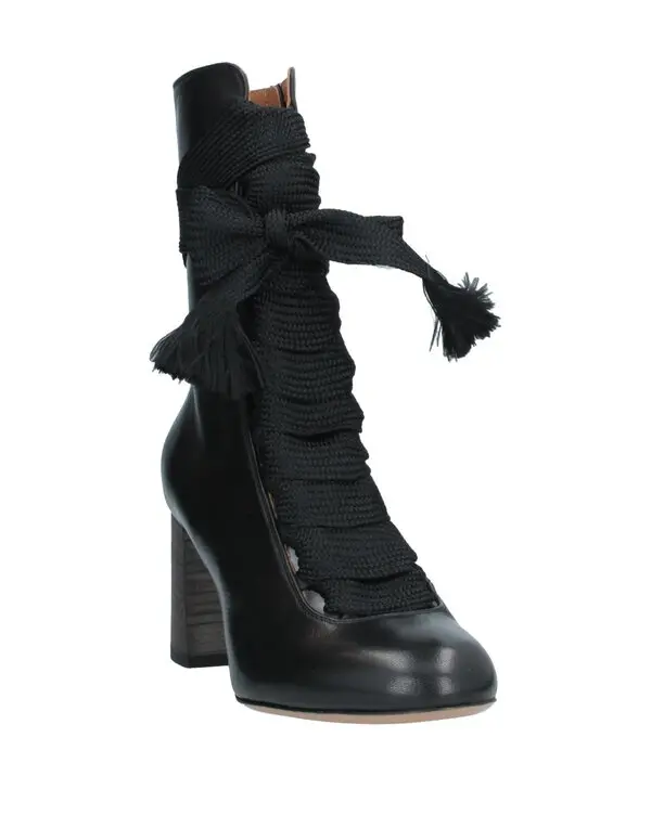 Chloé Fashionable Solid Color Round Toe Leather Boots
