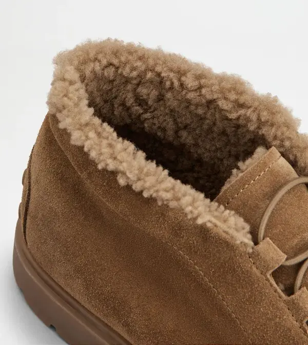 TOD'S Round Toe Lace-up Boots