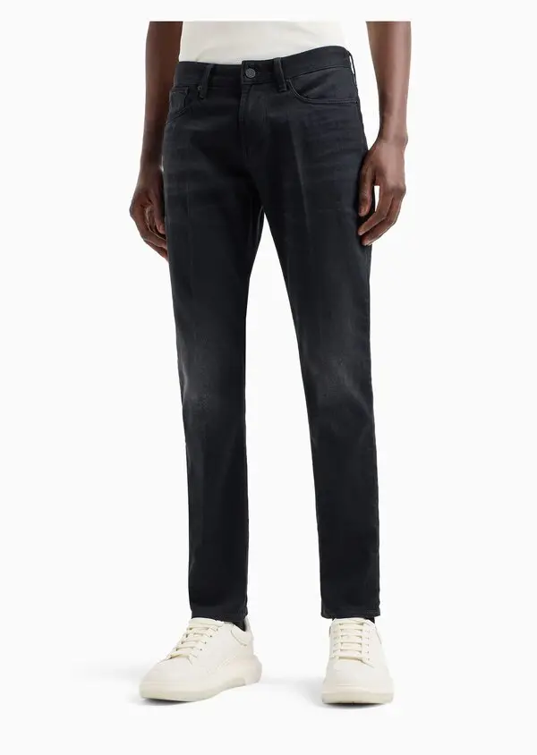 Emporio Armani J 06 Slim Jeans
