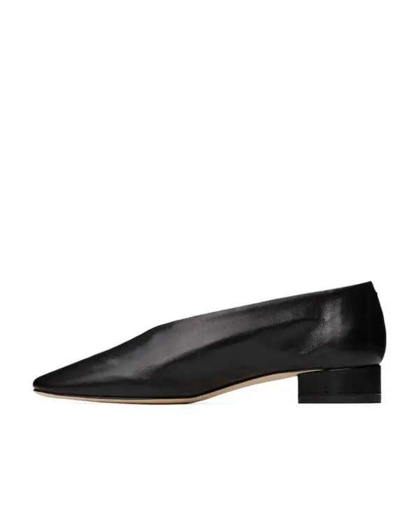AeydĒ Delia 25mm Leather Pumps