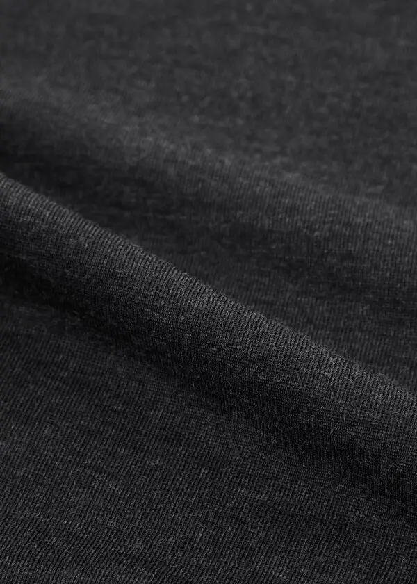 RÓHE Casual Versatile Tshirt