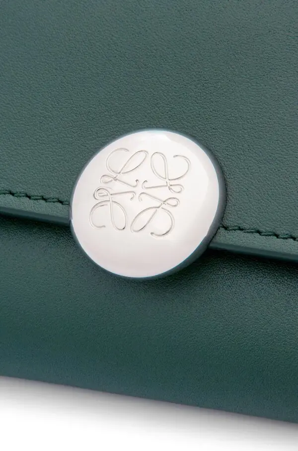 Loewe Pebble Small Vertical Wallet In Shiny Nappa Calfskin