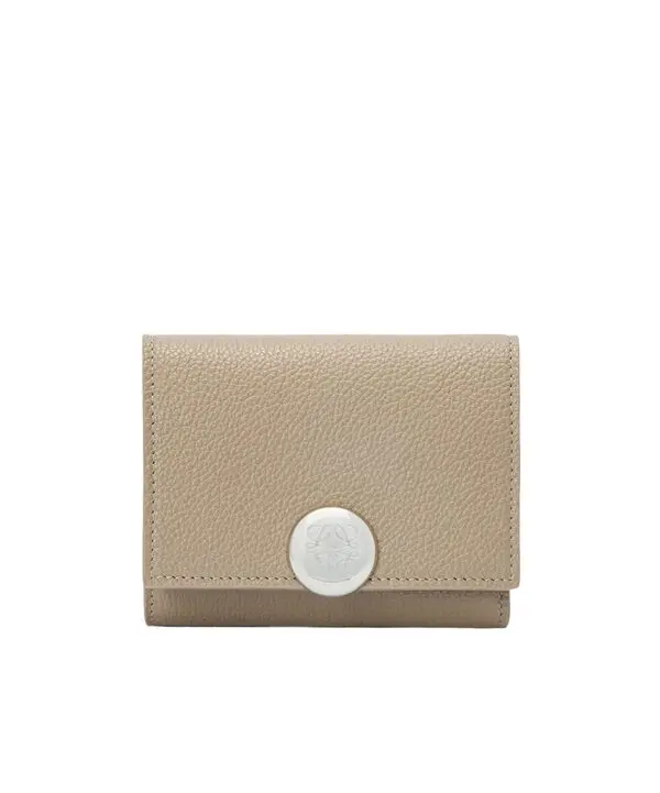 Loewe Pebble Trifold Wallet In Pebble Grain Calfskin