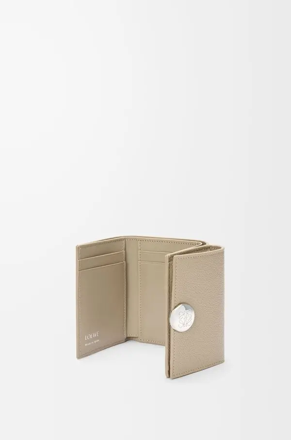 Loewe Pebble Trifold Wallet In Pebble Grain Calfskin