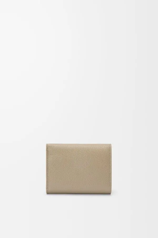 Loewe Pebble Trifold Wallet In Pebble Grain Calfskin