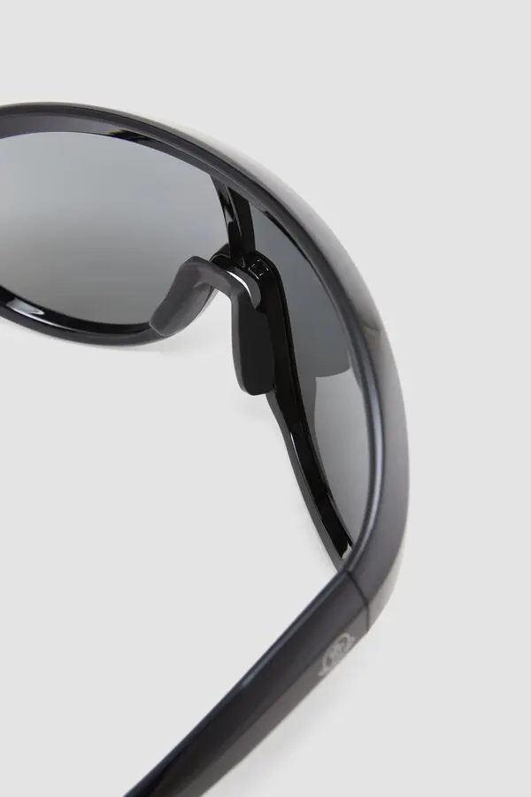 Moncler Contrast Oval Sunglasses