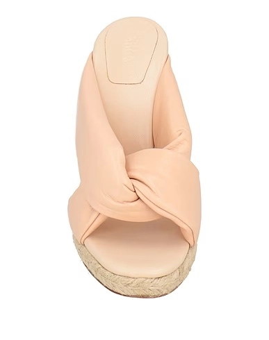 Chloé Round Toe Wedge Leather Sandals