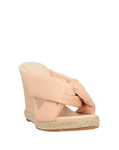 Chloé Round Toe Wedge Leather Sandals