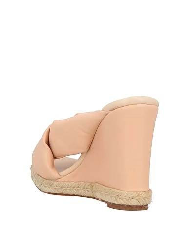 Chloé Round Toe Wedge Leather Sandals