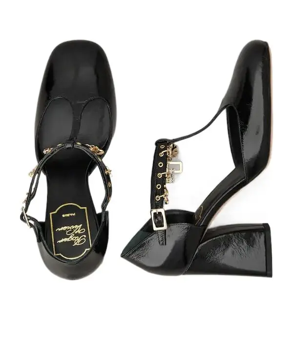 ROGER VIVIER 85mm Leather Heeled Pumps With Metal Charms And Crystal Details