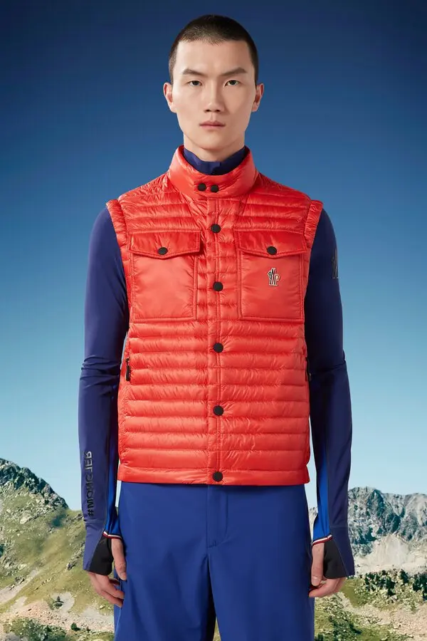 Moncler Ollon Down Gilet - Red