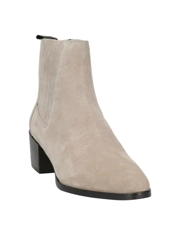 Rag & Bone Minimalist Versatile Chelsea Boots