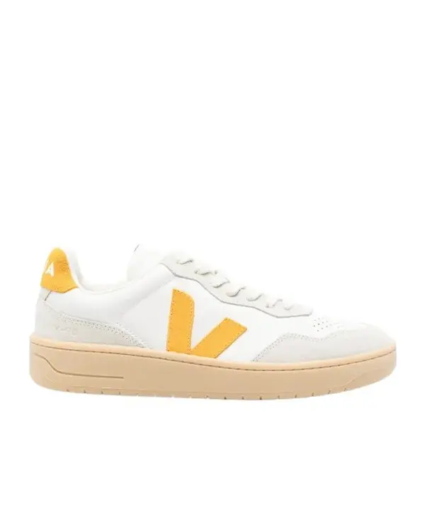VEJA V-90 Sneakers - White