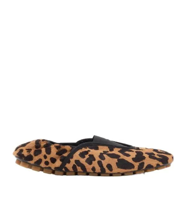 Valentino Garavani Round-toe Casual Shoes