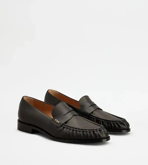 TOD'S Round Toe Loafers With Penny Strap Detail