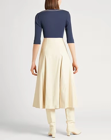 Brunello Cucinelli V-neck T-shirt With Appliqué And Trim