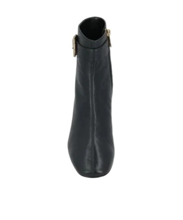 Chloé Minimalist Round-toe Ankle Boots - Black