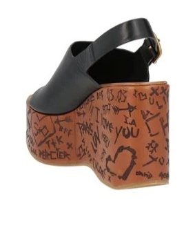 Chloé Solid Color Wedge Sandals