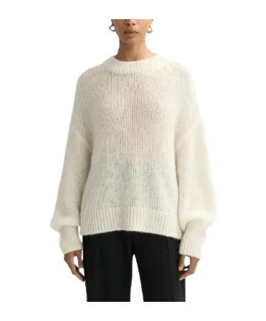 Soft Goat Round-neck Knitted Jumper