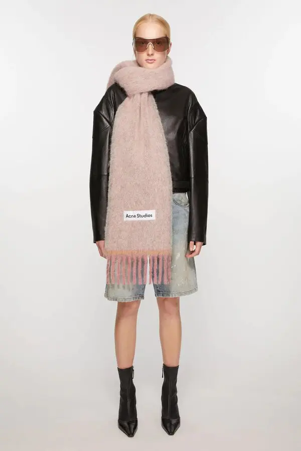 Acne Studios Logo Patch Fringed-edge Scarf