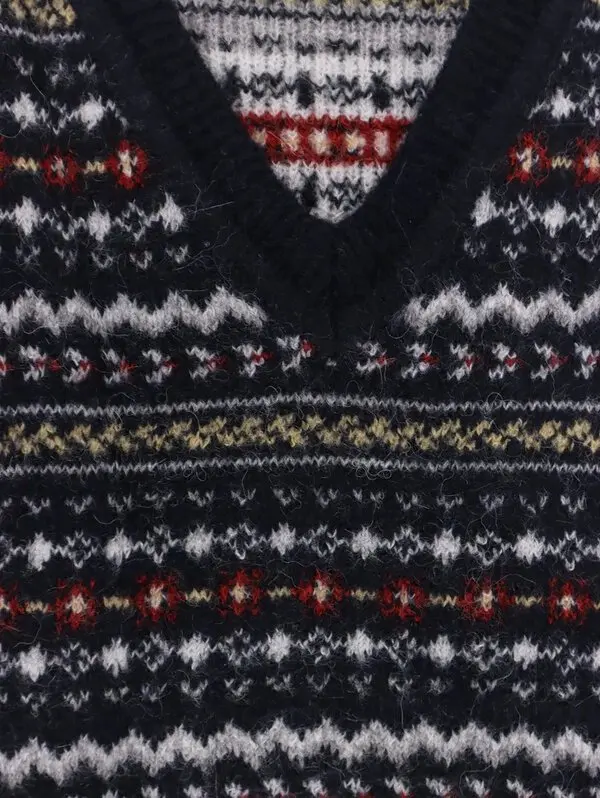DUNST Fairisle-pattern V-neck Sweater