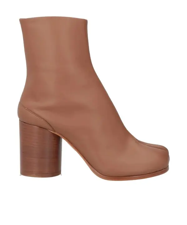 MAISON MARGIELA Minimalist Round-toe Ankle Boots