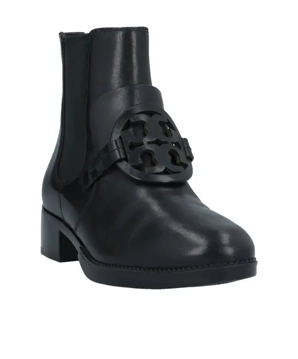 Tory Burch Solid Color Round-toe Upper