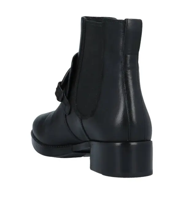 Tory Burch Solid Color Round-toe Upper