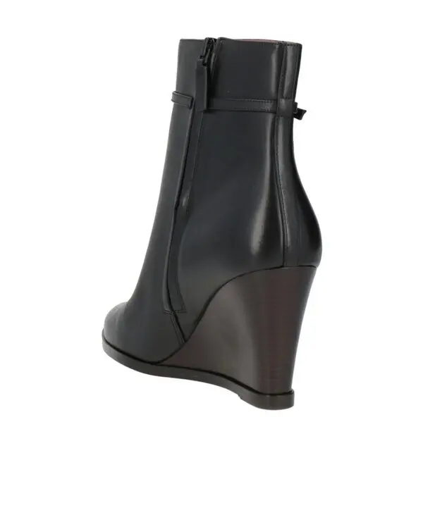 Tory Burch Leather Ankle Boots With Pointed Toe And Zipper Closure