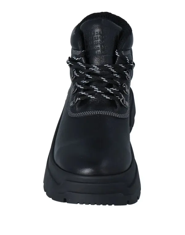 MAISON MARGIELA Solid Color Ankle Boots