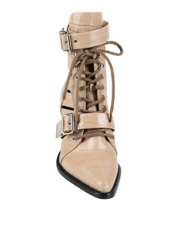 Chloé Minimalist Leather Shoes