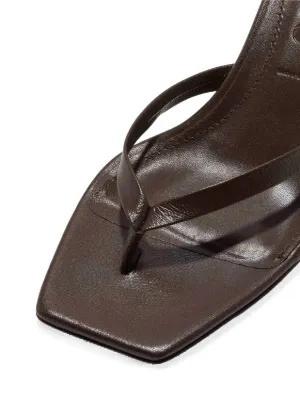 AeydĒ Thong Square Toe Kitten Heel Sandals