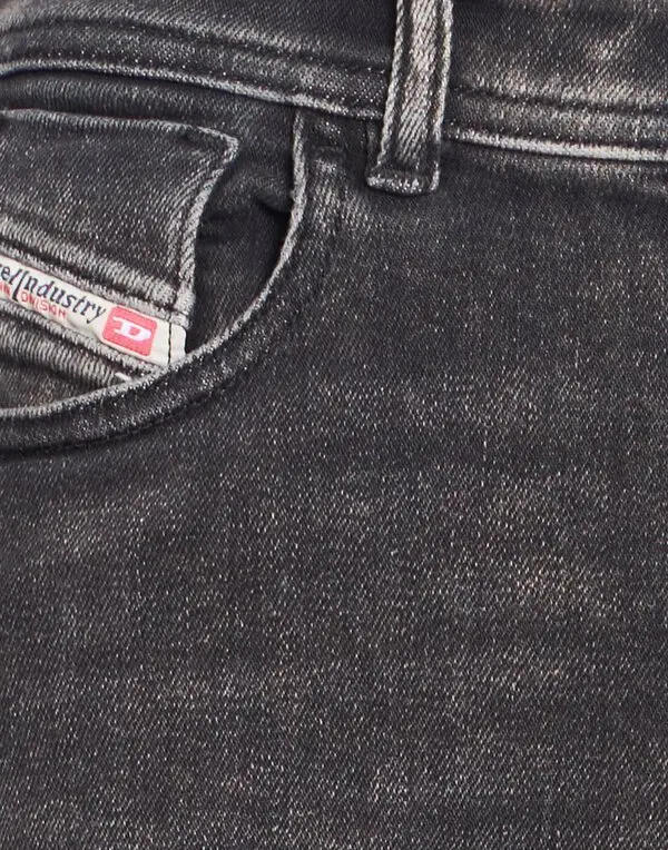 DIESEL® Slim-fit Jeans