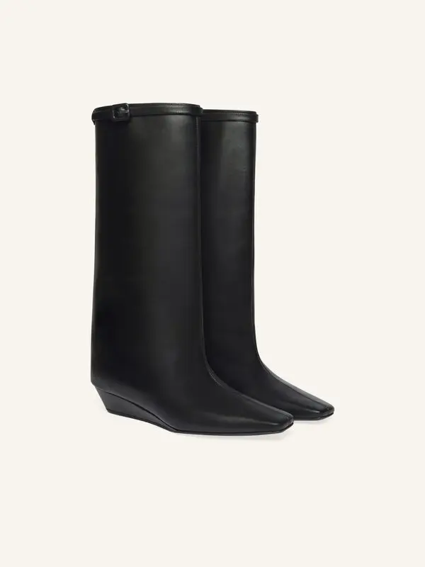 COURREGES Square-toe Boots