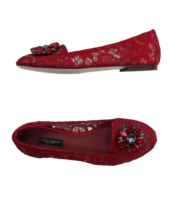 Dolce & Gabbana Lace Embellished Loafers - Red