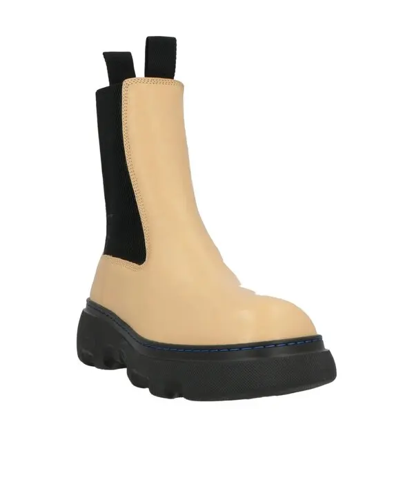 Burberry Simple Leather Chelsea Boots
