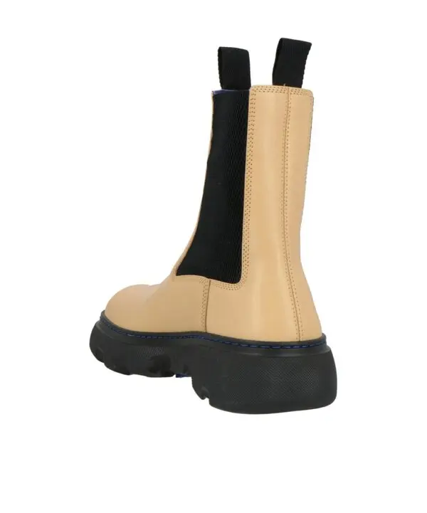 Burberry Simple Leather Chelsea Boots