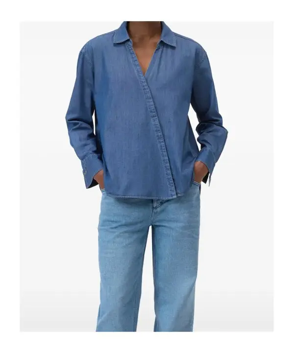 Closed Asymmetric Collared Shirt