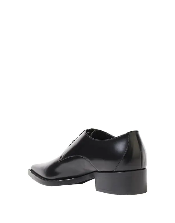 Dolce & Gabbana Solid Color Laced Shoes