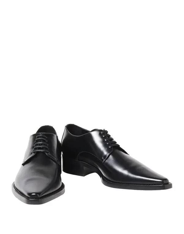 Dolce & Gabbana Solid Color Laced Shoes